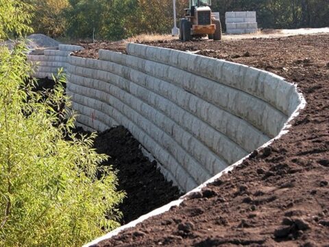 Tips Memilih Retaining Wall untuk Proyek - PT. Kencana Tiara Gemilang